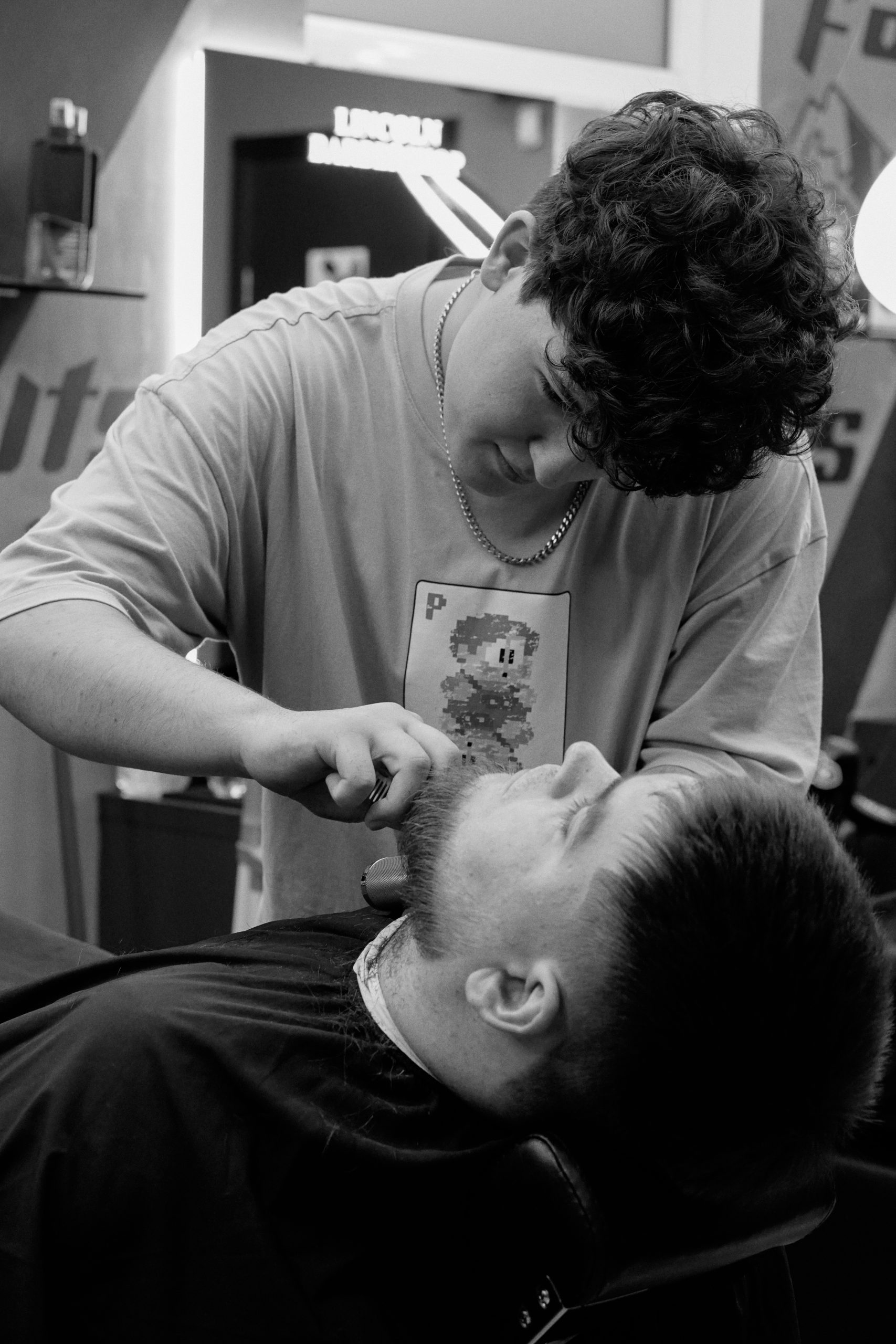 Lincoln Barbershop - Unul dintre cele mai moderne barbershopuri din Moldova
